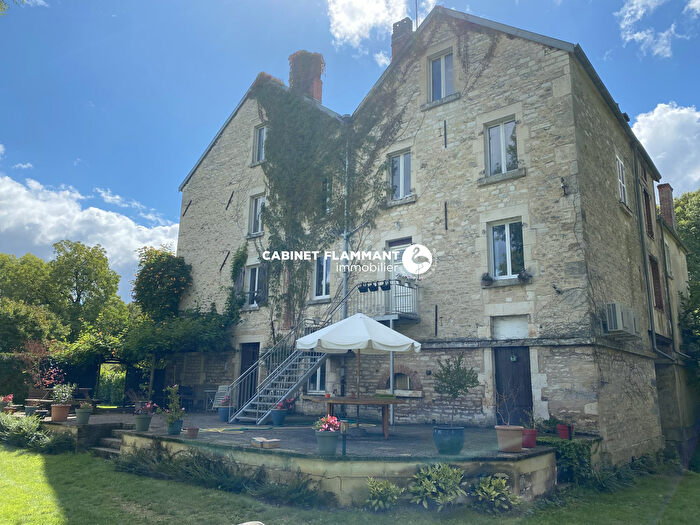 Maison à vendre - Fulvy - 16 pièces - 9 chambres