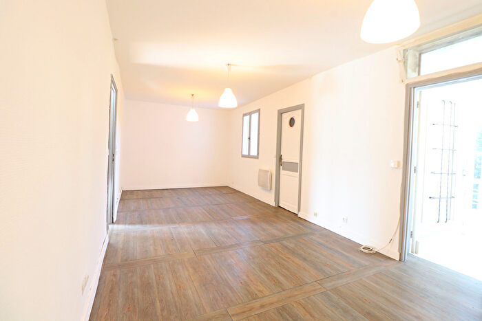 Appartement 4 pièces à Saint-Denis, Floréal, Saussaie, Courtille, à vendre