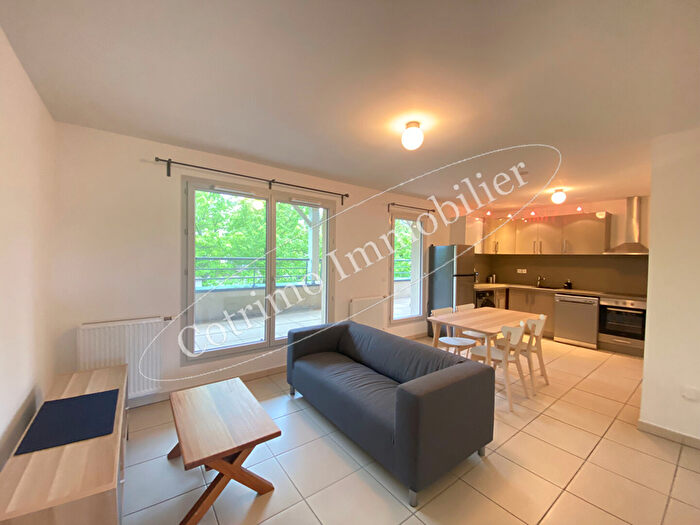 Appartement à louer - Genas - 3 pièces - 2 chambres