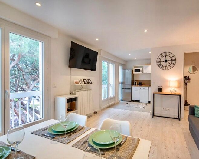 Appartement à vendre - Fréjus, Centre-ville - 2 pièces - 1 chambre