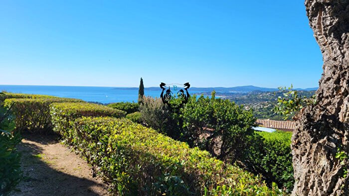 Appartement à vendre - Roquebrune-sur-Argens, Massel, Le Bois dAngélis - 2 pièces - 1 chambre