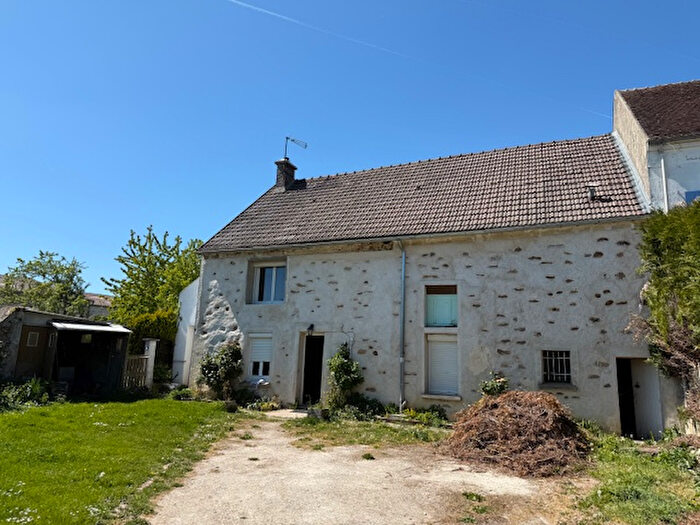 Saint-Rémy-la-Vanne : Maison 5 pièces à vendre