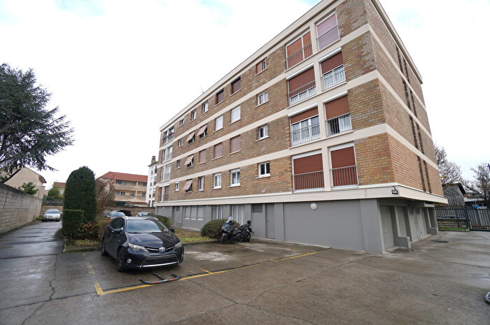 Appartement à vendre - Drancy, Le Petit Drancy - 2 pièces - 1 chambre