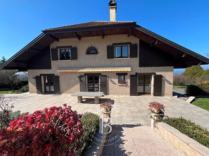 Maison à vendre - Thonon-les-Bains - 10 pièces - 7 chambres