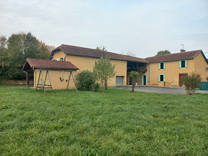 Maison à vendre - Trie-sur-Baïse - 11 pièces - 9 chambres