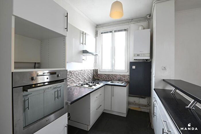 Colombes, Charles de Gaulle : Appartement 2 pièces à louer