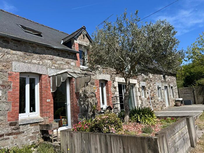 Maison 6 pièces à LHermitage-Lorge, à vendre