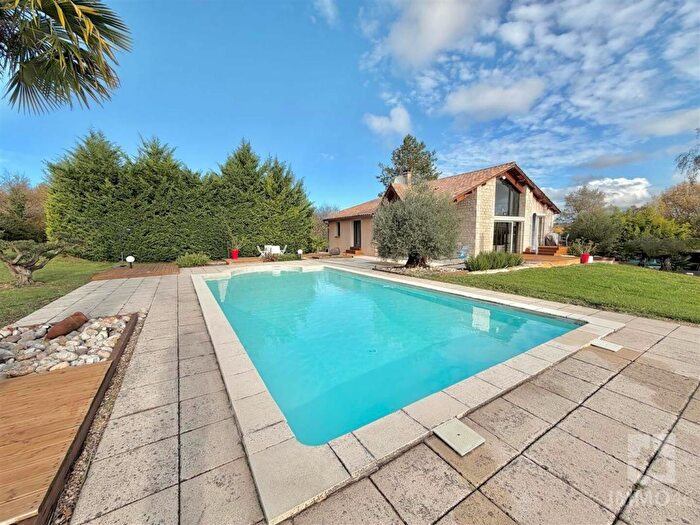 Maison à vendre - Lalbenque - 5 pièces - 3 chambres