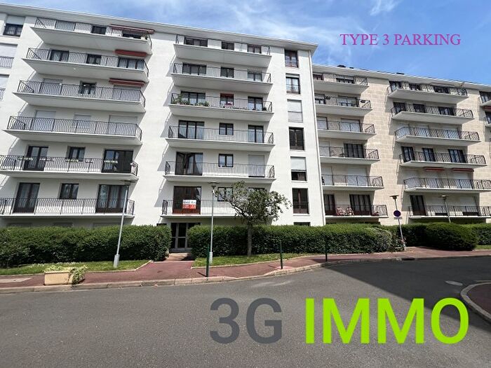 Dreux, Centre-ville : Appartement 5 pièces à vendre