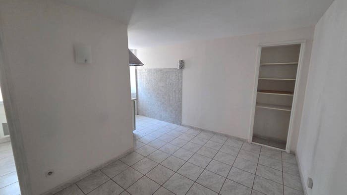Appartement 2 pièces à louer à Flassans-sur-Issole