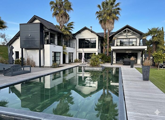 Maison à vendre - Lons - 5 pièces - 4 chambres