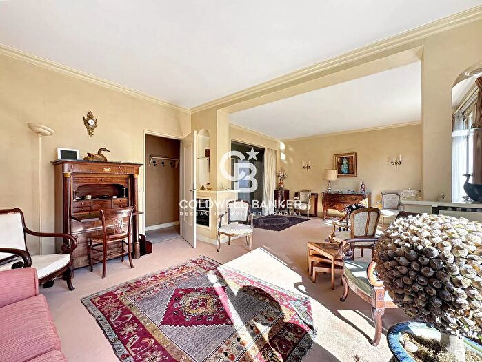Neuilly-sur-Seine, Charles Laffitte : Appartement 7 pièces à vendre