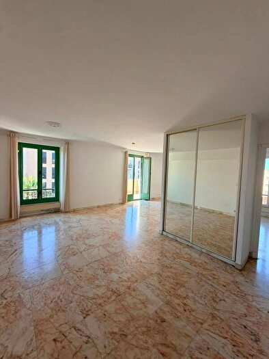 Cros de Cagnes-Les Vespins, Cagnes-sur-Mer - Appartement 3 pièces à louer