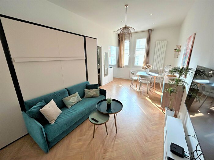 Appartement à vendre - Nice, Carré dor - 1 pièce