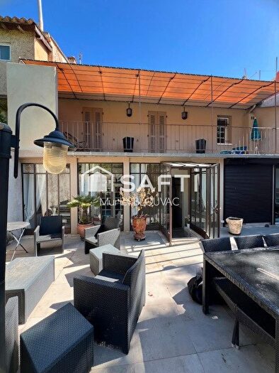 Maison à vendre - Apt - 6 pièces - 5 chambres