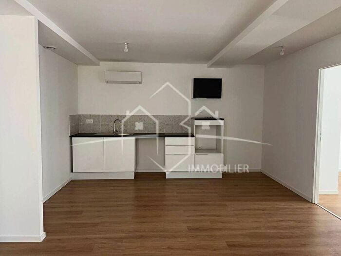 Beaurepaire : Appartement 3 pièces à louer