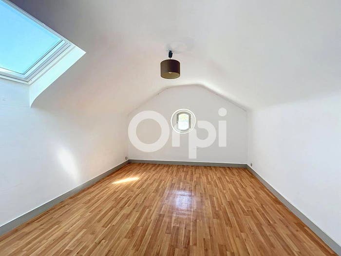 Saint Georges, Périgueux : Appartement 1 pièce à louer