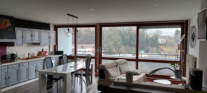 Bellegarde-sur-Valserine - Appartement 3 pièces à louer
