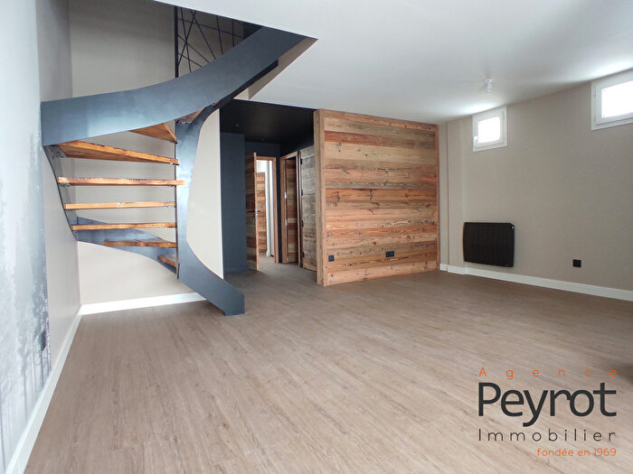 Appartement à vendre - Les Angles - 5 pièces - 4 chambres