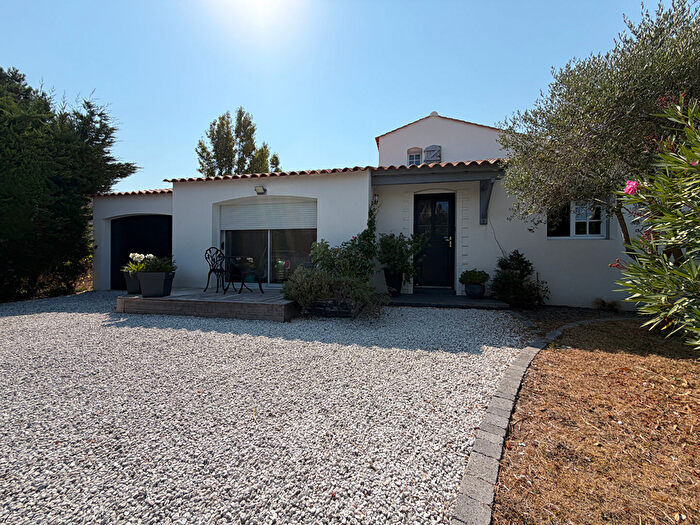 Olonne-sur-Mer, La Garlière, La Tonelle, Le Caillou Blanc, La Paillotière : Maison 5 pièces à vendre