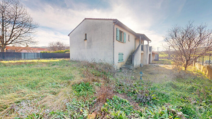 Maison à vendre - Vic-le-Comte - 4 pièces - 3 chambres