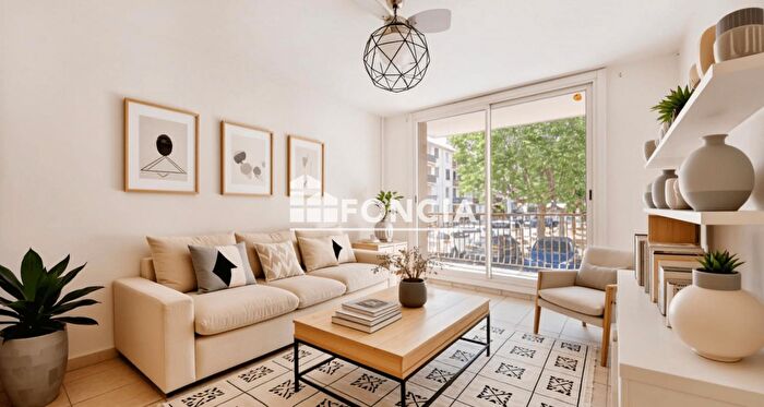 Salon-de-Provence, Canourgues : Appartement 3 pièces à vendre