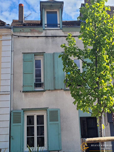 Maison à vendre - Illiers-Combray - 4 pièces - 3 chambres