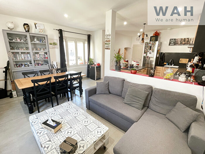 Saint-Côme-et-Maruéjols : Maison 3 pièces à vendre