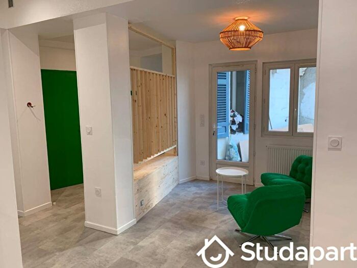 Appartement à louer - Dufau-Tourasse, Pau - 1 pièce - 1 chambre