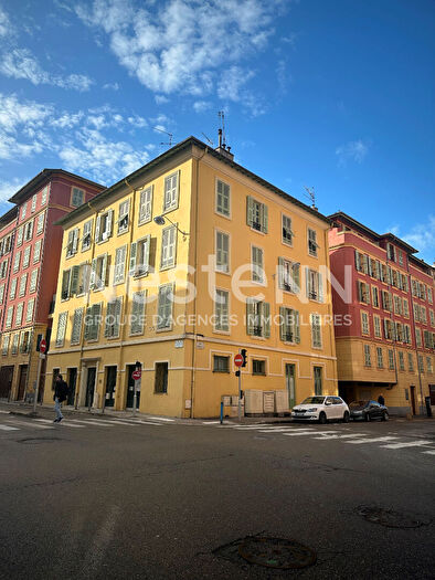 Appartement à vendre - Nice, Saint-Pierre de Feric - 2 pièces - 1 chambre