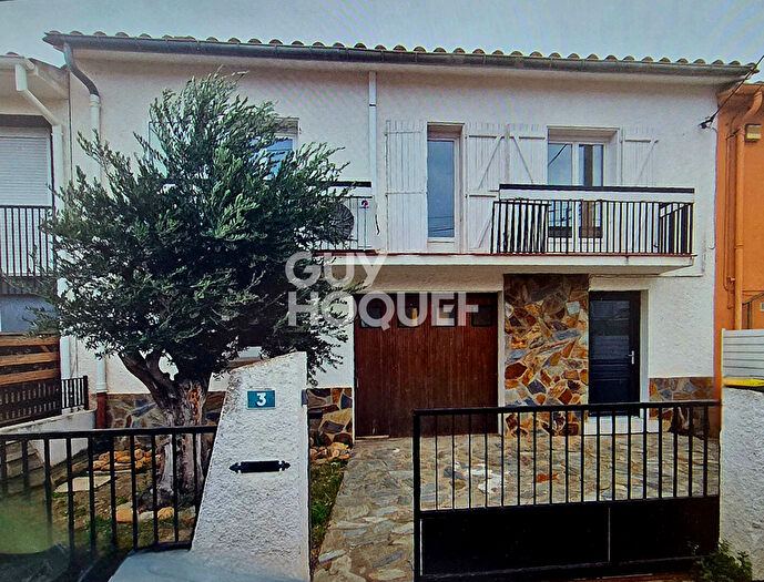 Maison à vendre - Pézilla-la-Rivière - 6 pièces - 5 chambres