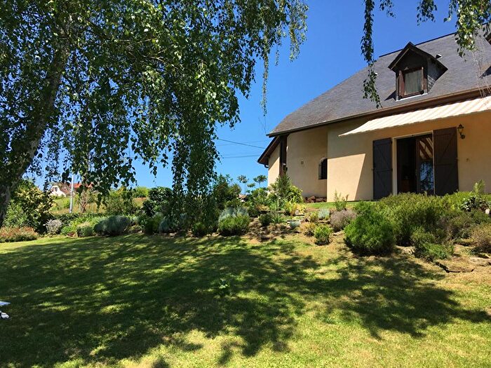 Maison à louer - Asson - 4 pièces - 3 chambres