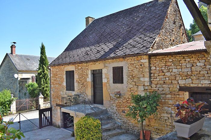 Saint-Amand-de-Coly - Maison 3 pièces à vendre