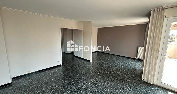Appartement 3 pièces à vendre - Carpentras, Coeur de Ville