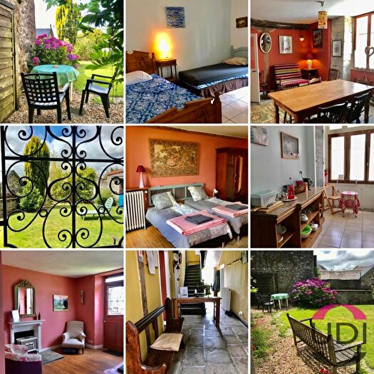 Maison à vendre - Bénévent-lAbbaye - 8 pièces - 6 chambres