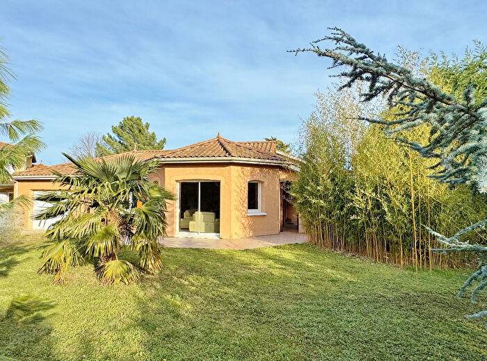 Maison à vendre - Craponne - 5 pièces - 4 chambres