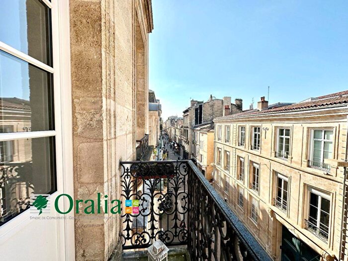 Appartement à louer - Centre ville, Bordeaux - 3 pièces - 2 chambres