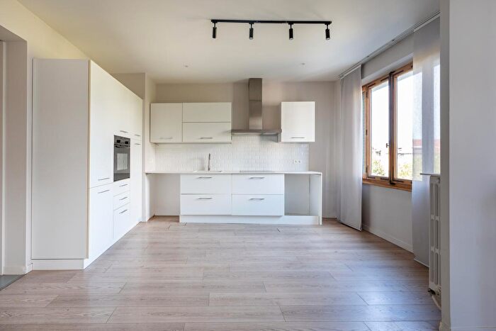 Annecy, Romains : Appartement 4 pièces à louer