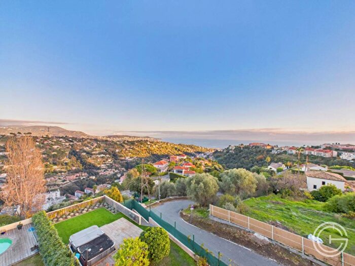 Appartement à louer - Ventabrun, Bellet, Nice - 4 pièces - 3 chambres