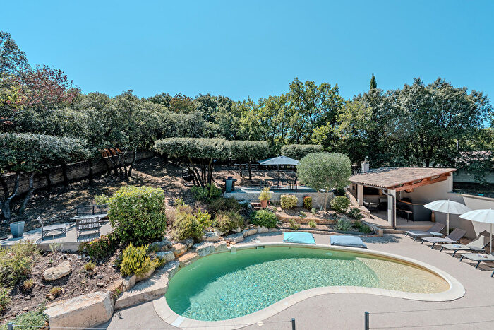 Maison 9 pièces à Piolenc, à vendre