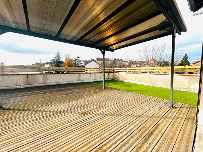 Appartement à louer - Coutouvre - 3 pièces - 2 chambres