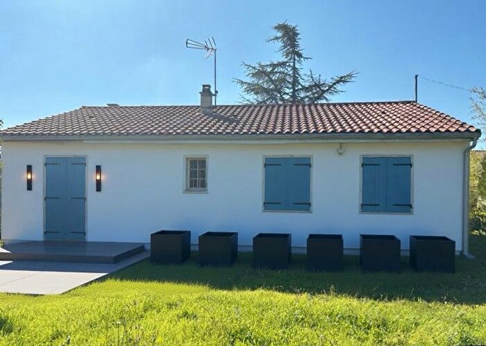 Maison à vendre - Le Thou - 5 pièces - 3 chambres