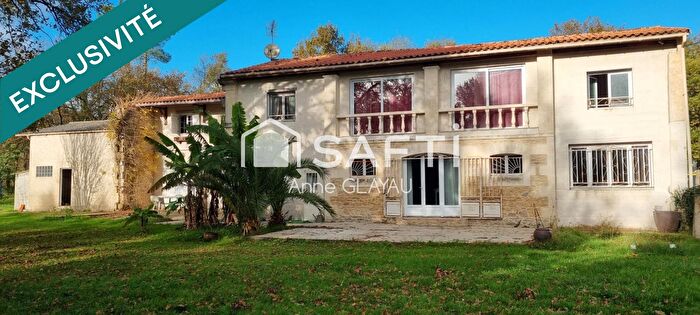 Maison à vendre - Reignac - 7 pièces - 4 chambres