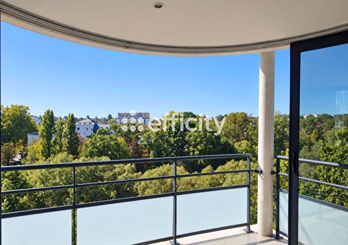 Appartement 6 pièces à Nantes, Sainte-Thérèse, Rond-Point de Vannes, à vendre
