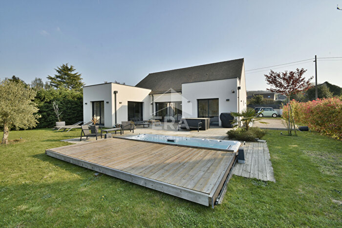 Maison à vendre - Jouars-Pontchartrain - 7 pièces - 4 chambres