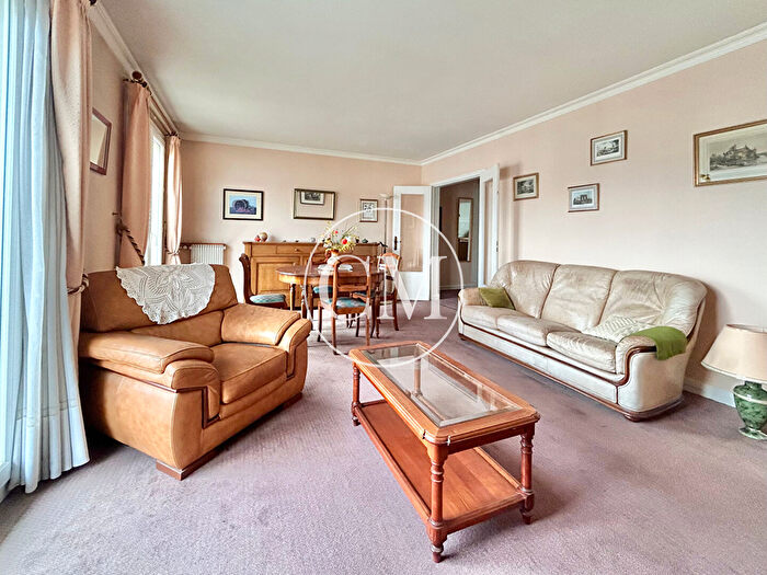 Appartement à vendre - Buc - 3 pièces - 2 chambres