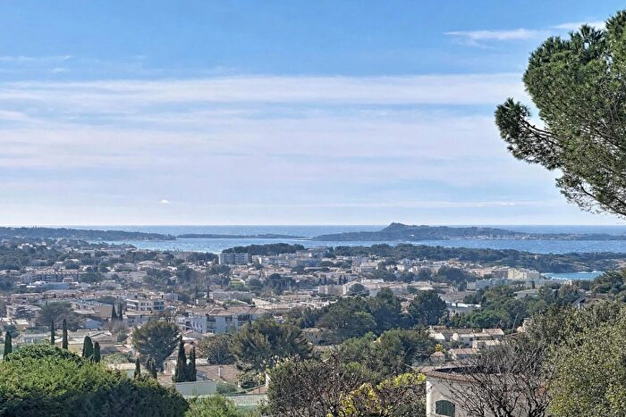 Maison à vendre - Six-Fours-les-Plages, Les Lones, Bucarin, Fort, Les Playes - 6 pièces - 4 chambres