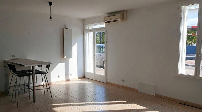 Appartement à louer - Médoquine-Haut-Brion, Talence - 3 pièces - 2 chambres