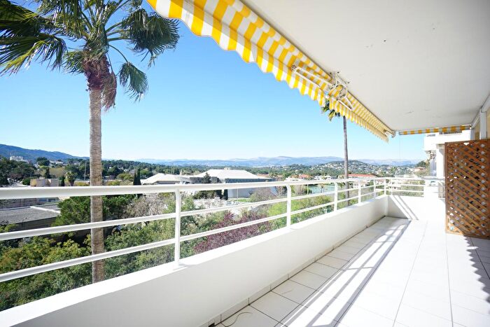 Appartement à vendre - Le Cannet, Aubarède - 4 pièces - 3 chambres