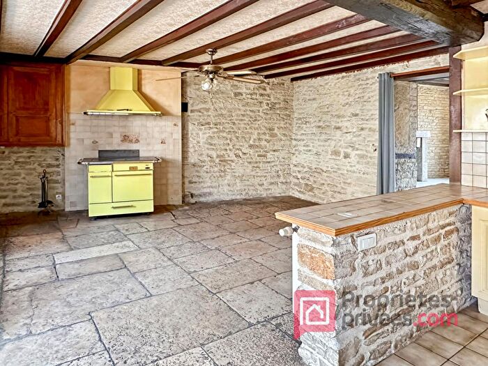 Verpillières-sur-Ource : Maison 11 pièces à vendre